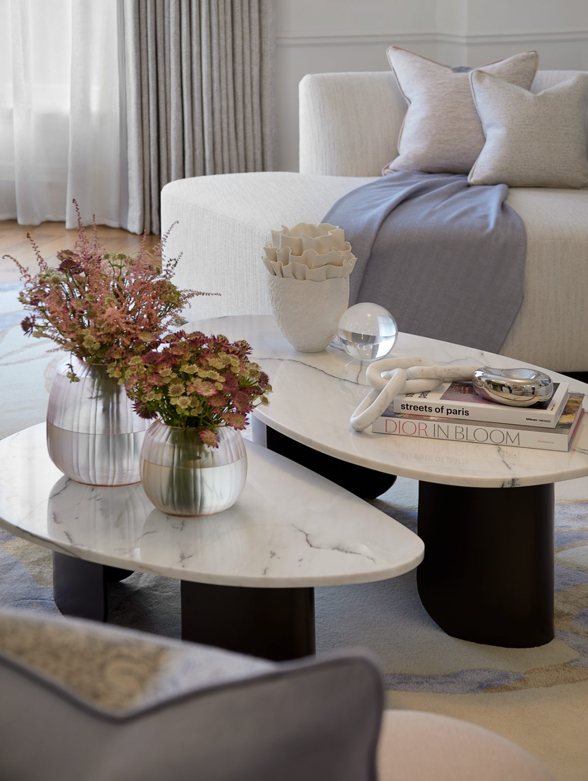 Contemporary Apartment - Mokka Design